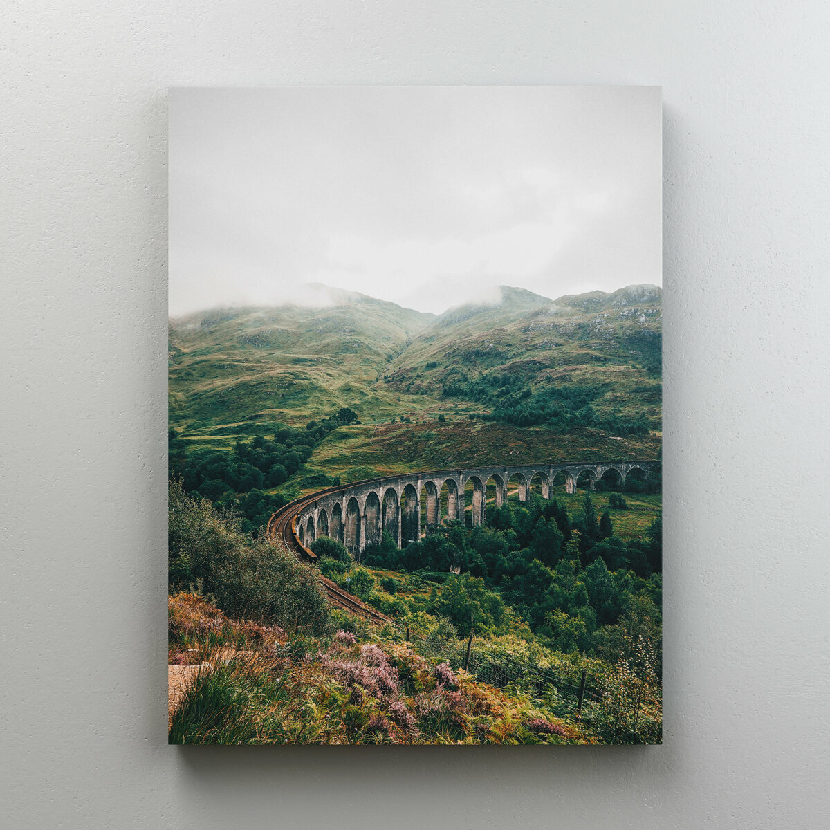 Интерьерная картина на холсте "Мост на Хогвартс" размер 22x30 см