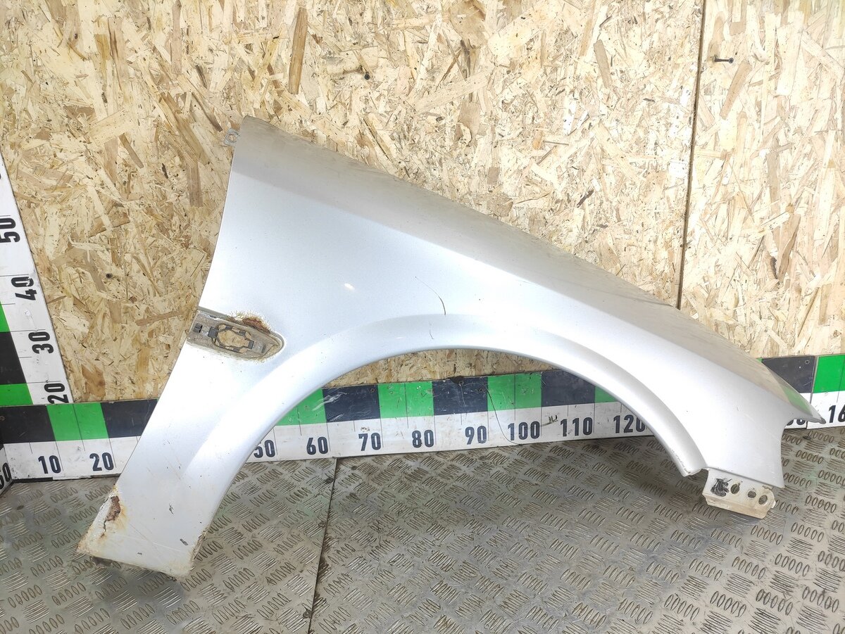 Крыло переднее правое OPEL Vectra B 90503001