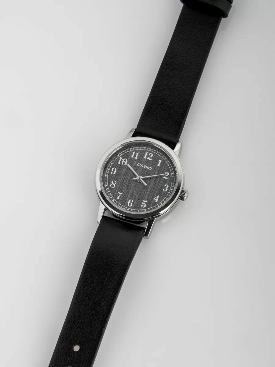 Наручные часы CASIO, серый, черный, серебряный — фото 1
