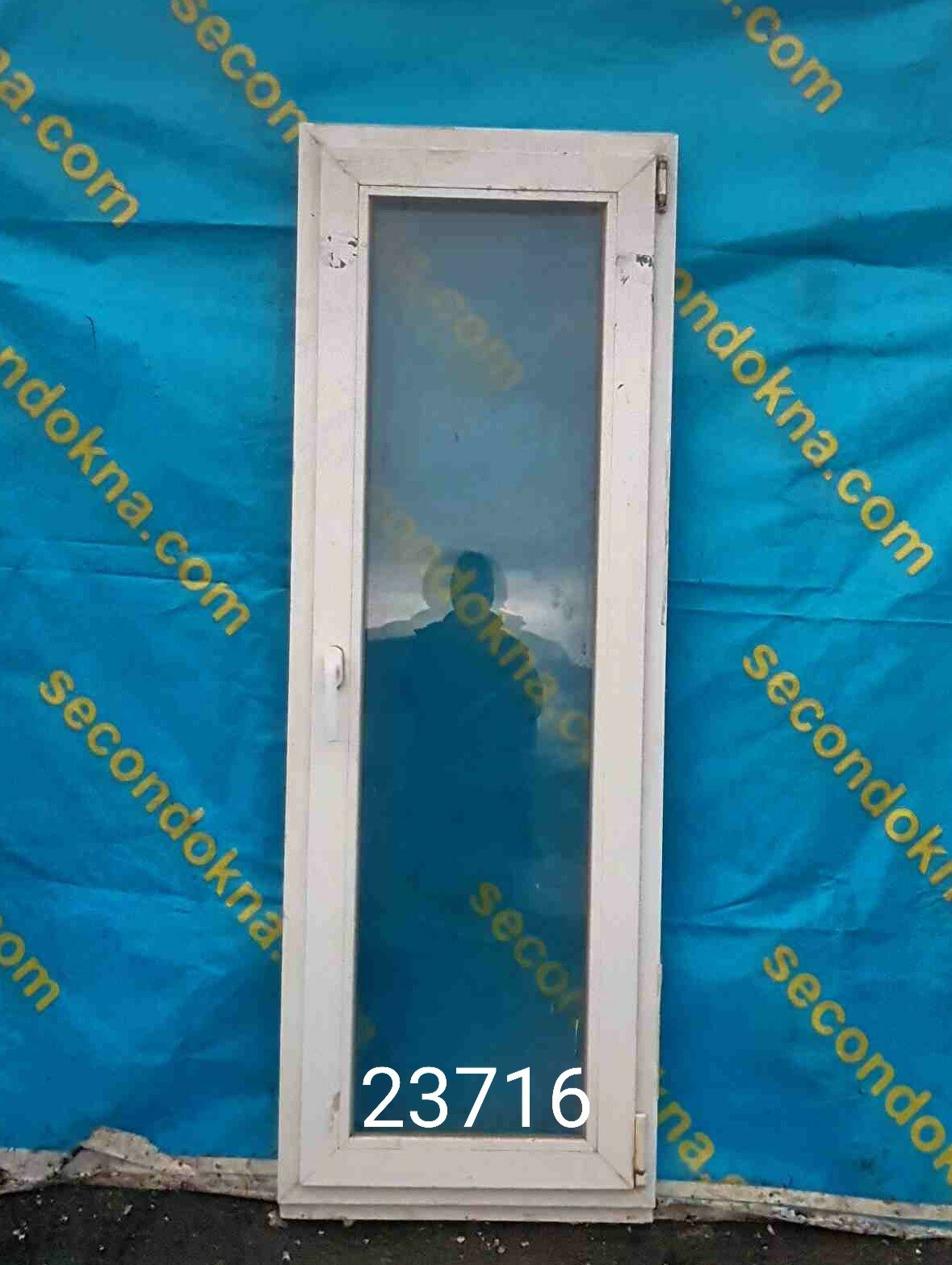 Пластиковое окно Б/У 1710(в)х600(ш)