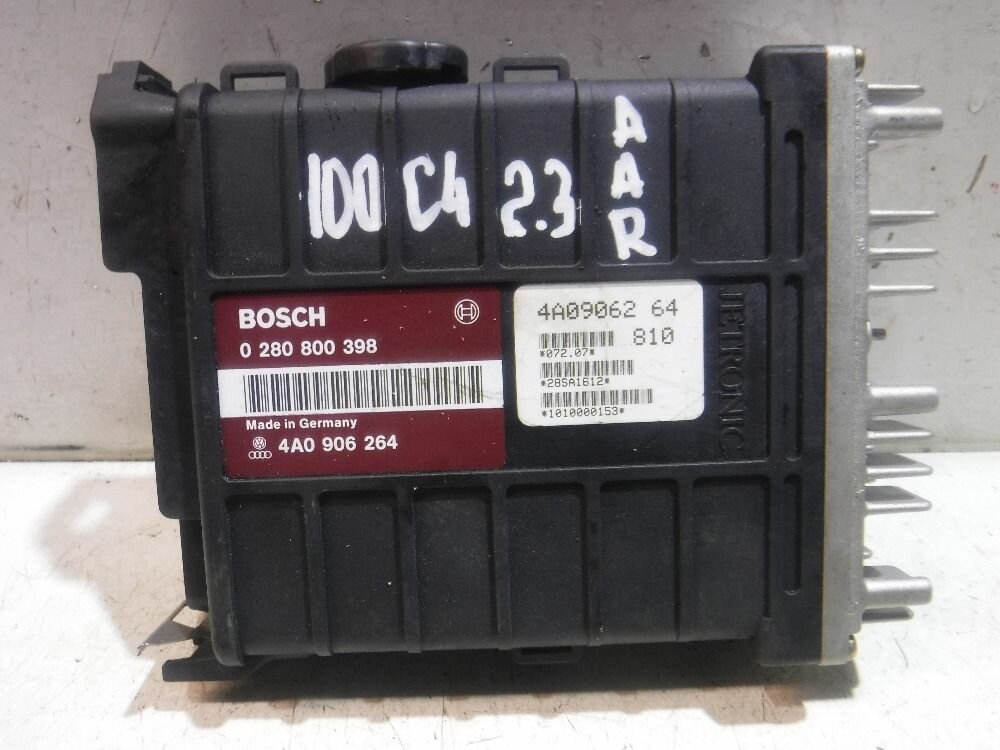 Блок управления двигателем Audi 100 C4