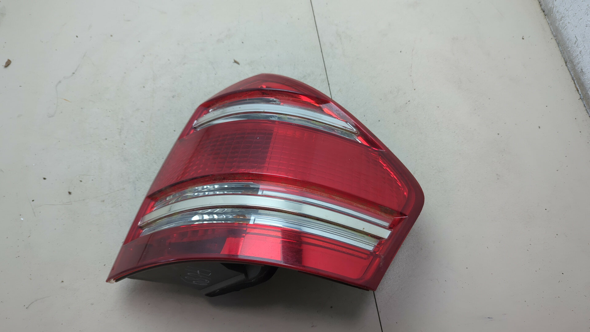 Фонарь (задний) правый Mercedes GL X164 Б/У