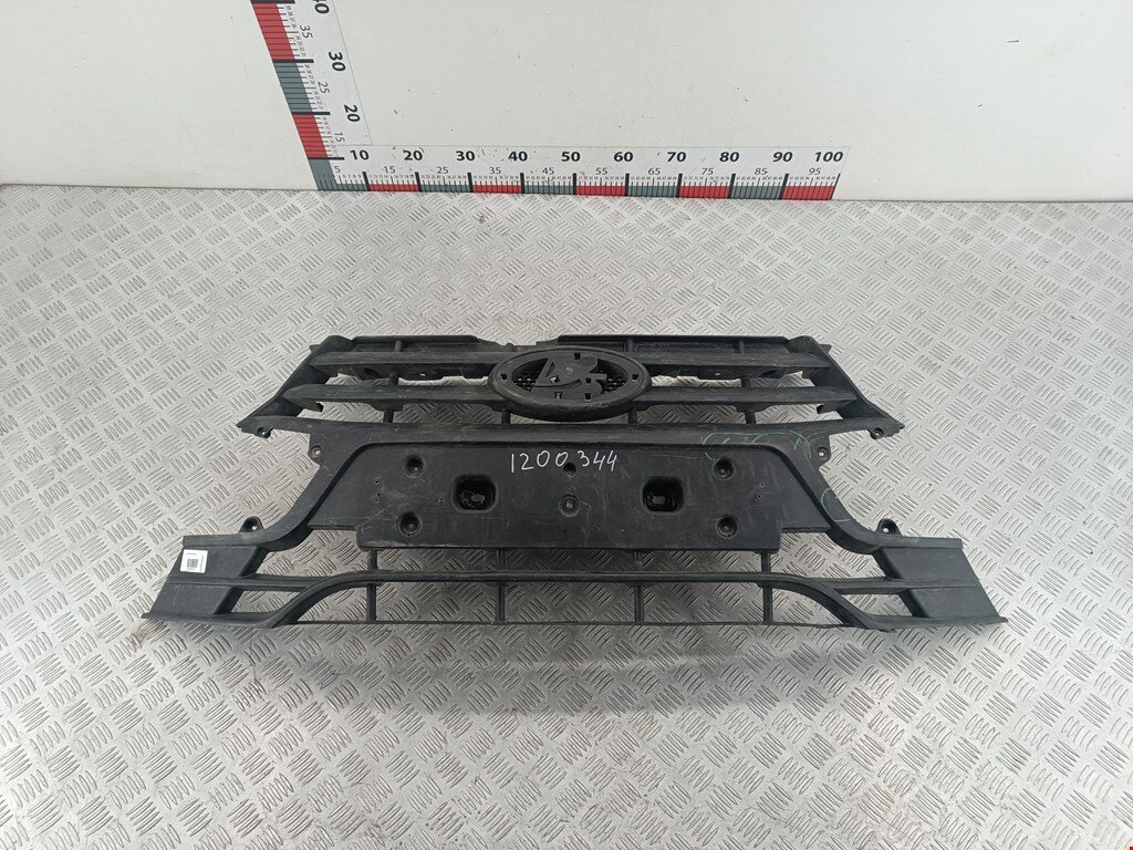 Решетка радиатора Lada Granta 1 8450100959 арт. 2272972