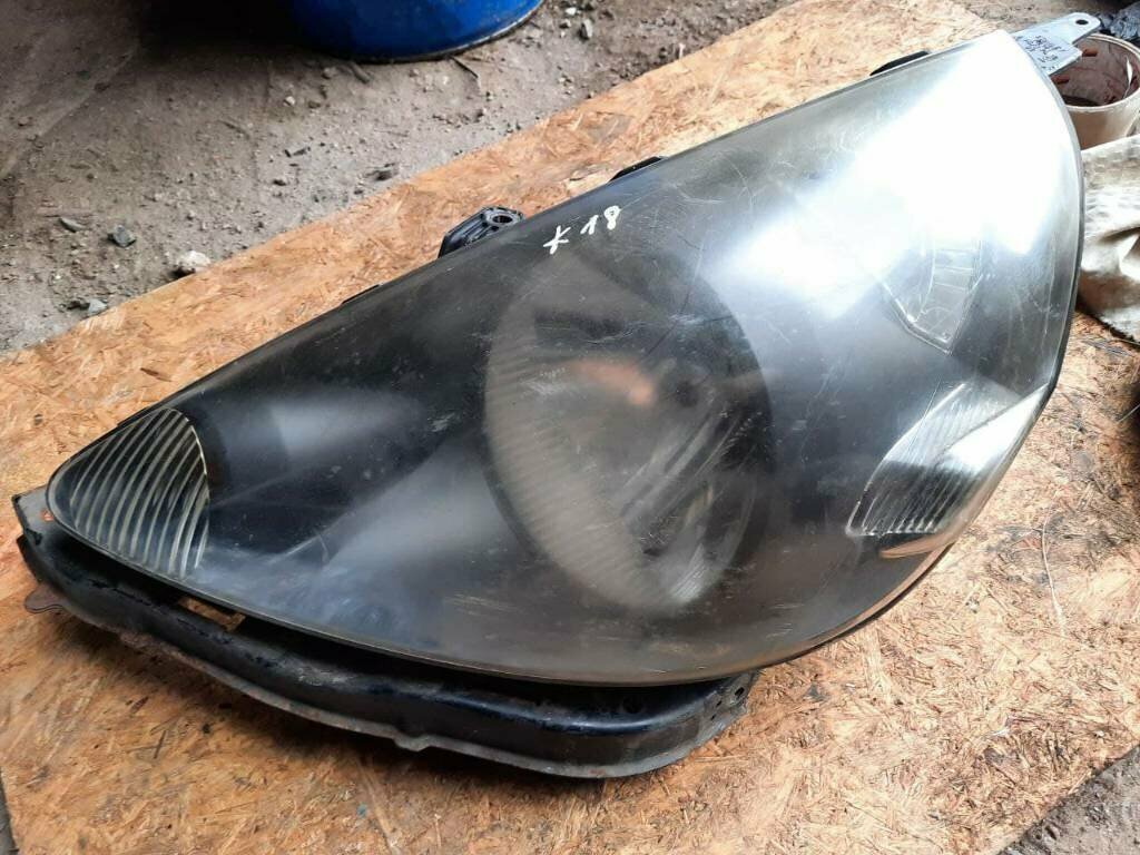 Фара левая Honda Jazz 2005