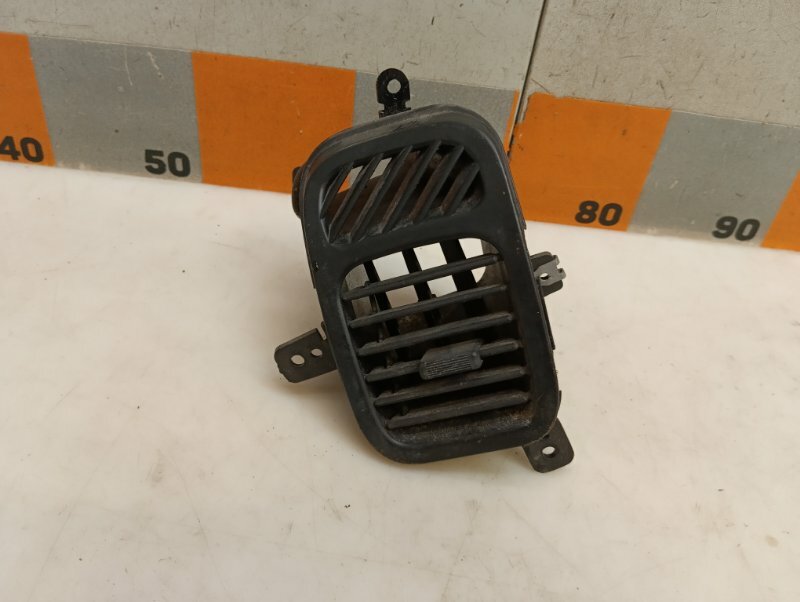 Б/У Заз Сенс, Шевроле Ланос Дефлектор воздушный ЗАЗ Сенс 2008 T100 Прав. 327908 ZAZ арт. 96340308