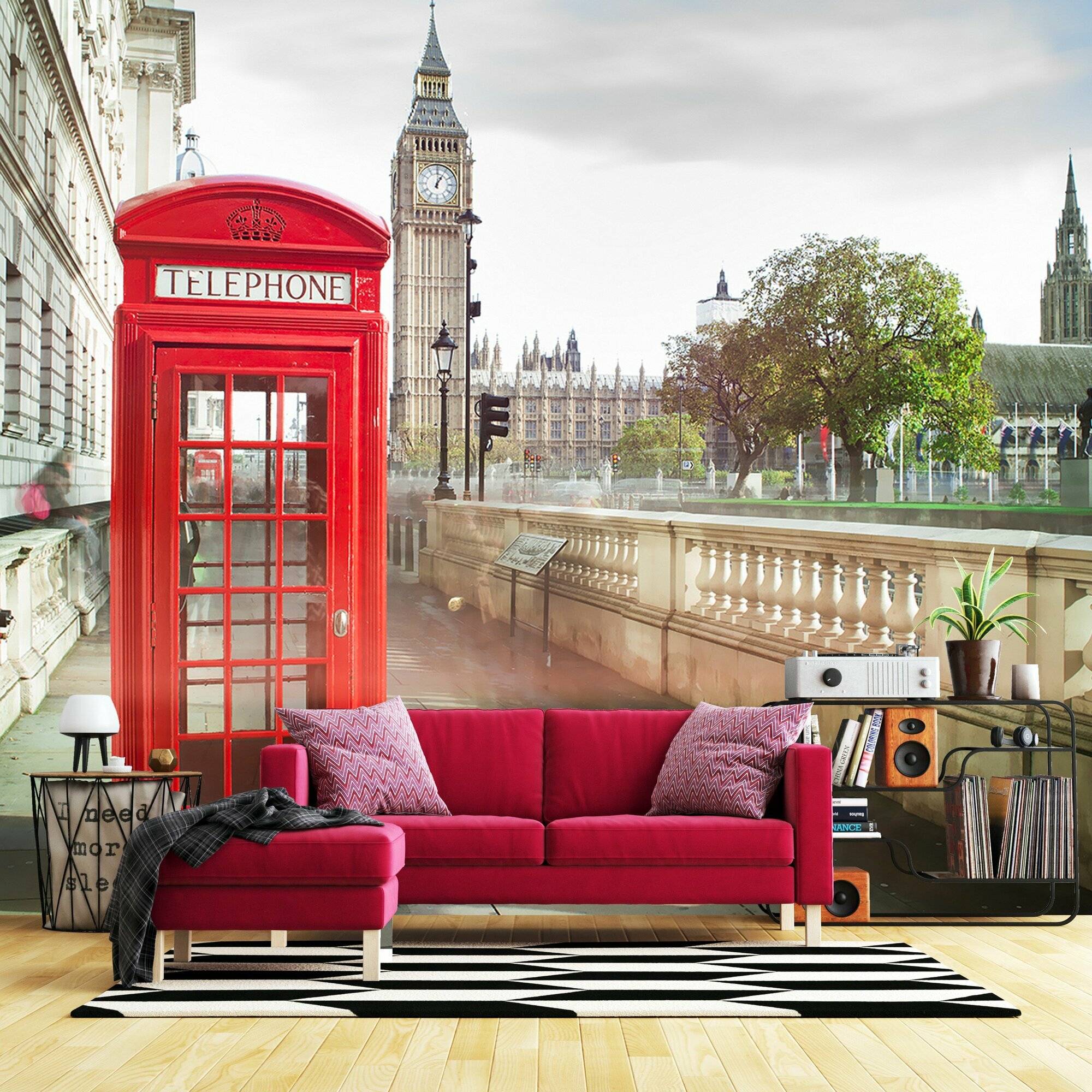 Фотообои на стену "Красная телефонная будка в Лондоне" флизелиновые 300х260 см