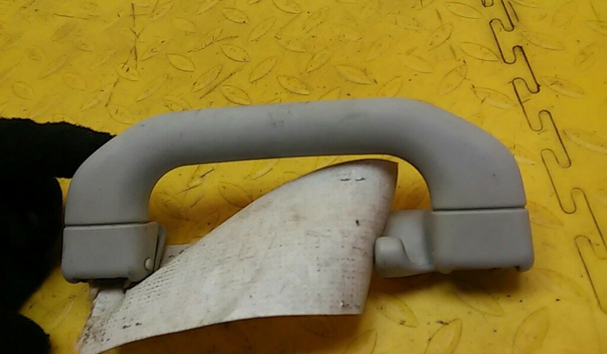 Ручка внутренняя потолочная Octavia Tour (A4 1U-) Skoda 4B0035152C