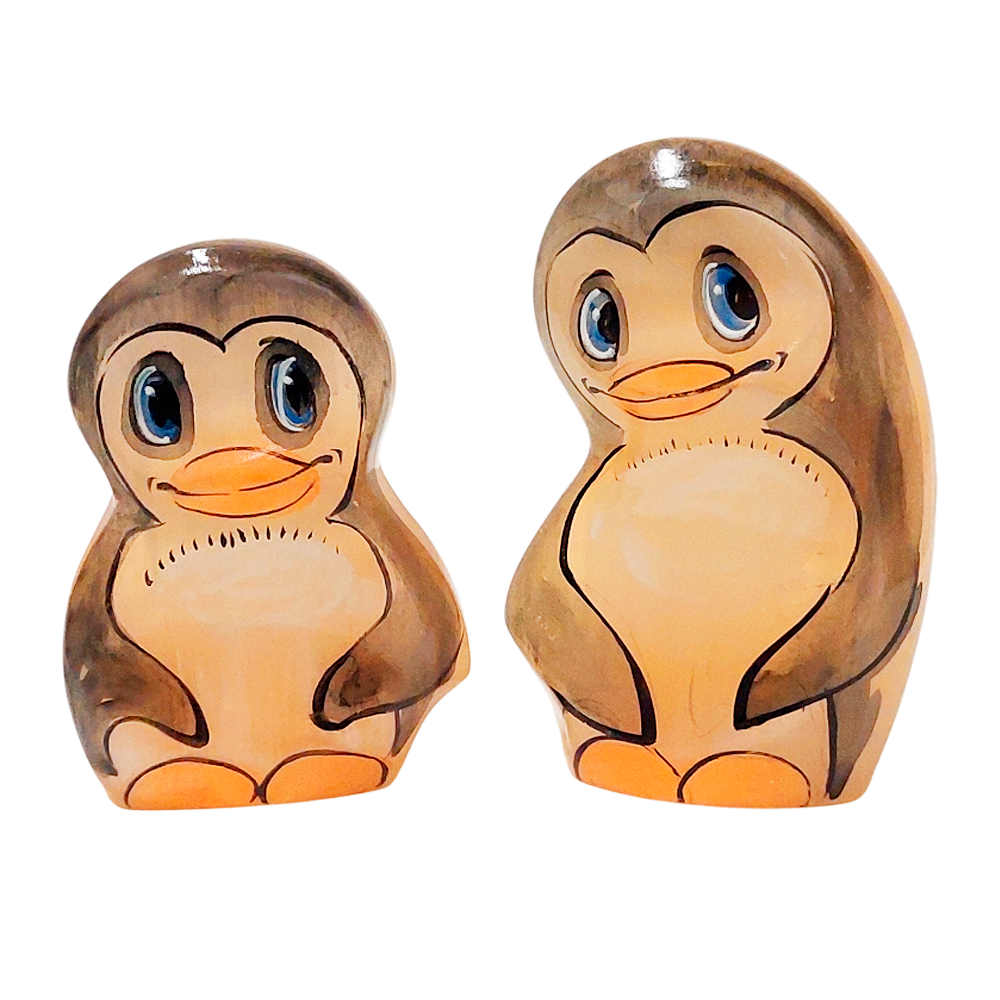 Фигурка из камня селенита "Семейка пингвинов"