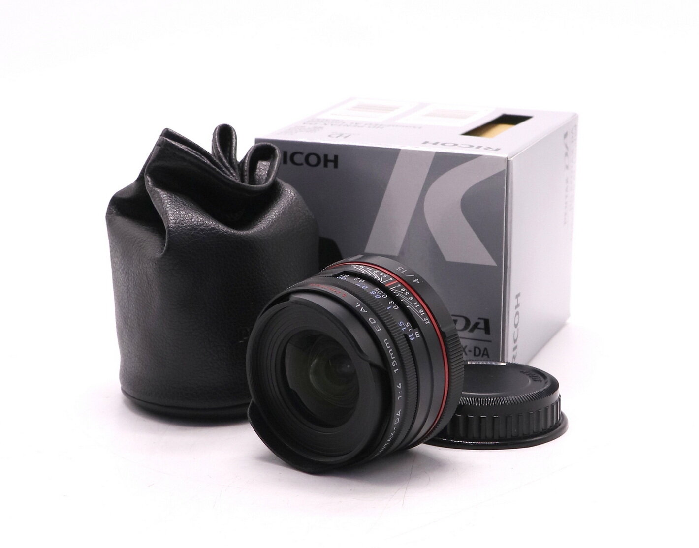 Pentax-DA 15mm f/4 ED AL Limited HD в упаковке