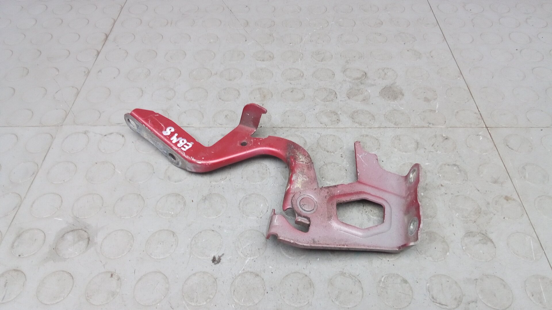 Петля капота TOYOTA RAV 4 CA40