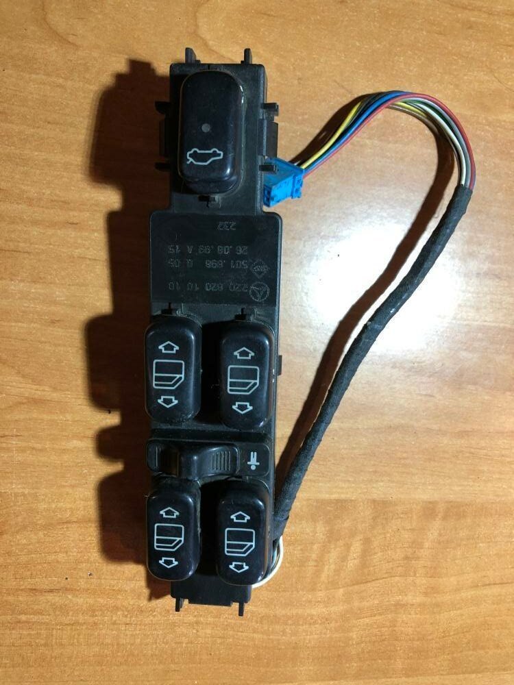 Блок управления стеклоподъемниками MERCEDES S w220 2208201010