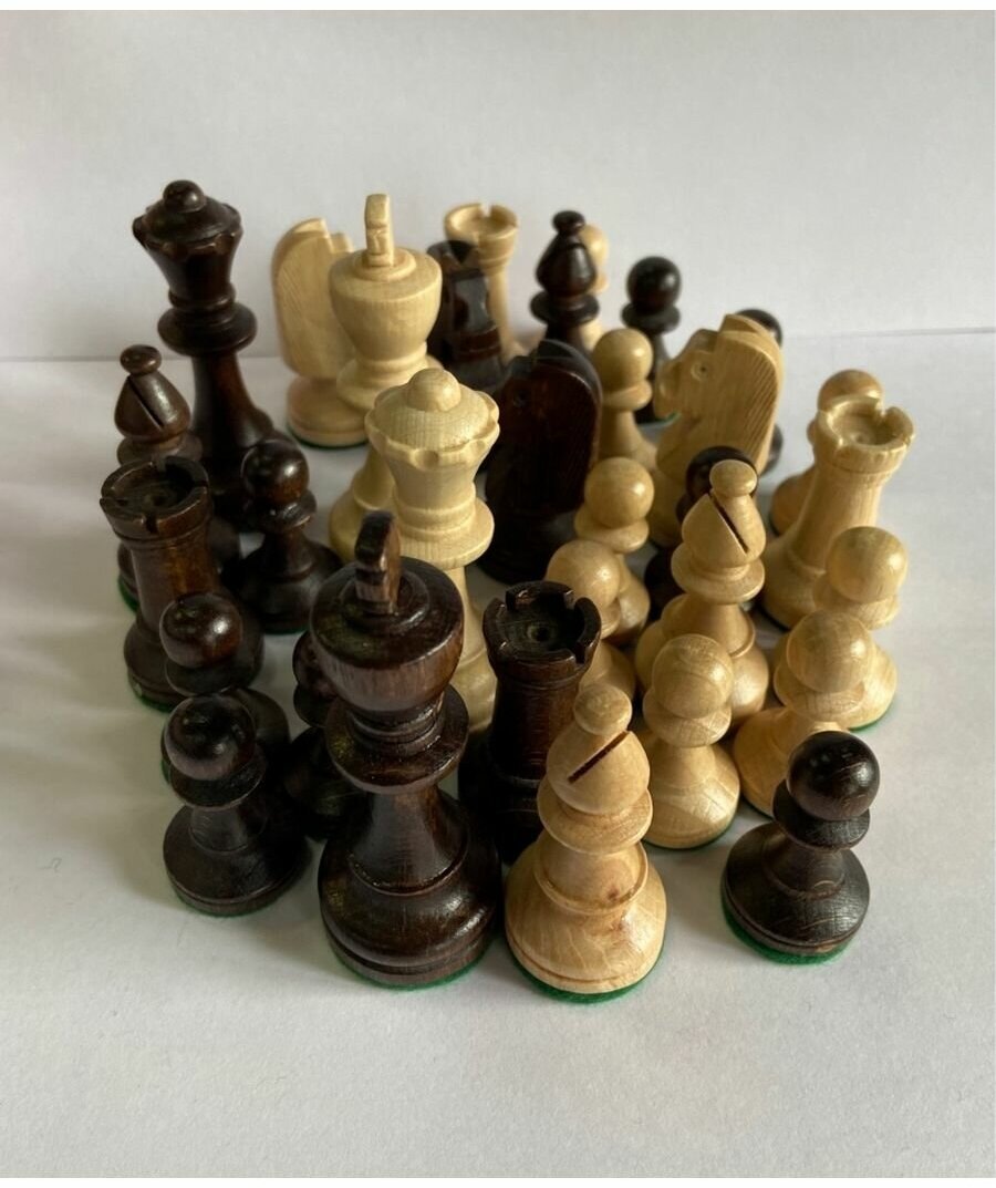 Деревянные шахматные фигуры (без утяжелителя) Стаунтон 4