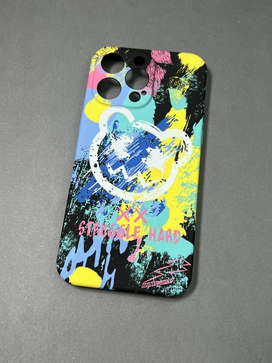 Чехол на iphone 12 Pro Max, защитный кейс Luxo на айфон 12 Про Макс кавс , soft-touch , с флуоресцентным рисунком Kaws