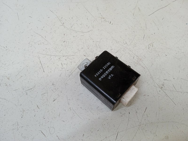 Б/У Хендай Акцент Блок электронный Hyundai Accent 2000 2 190916 Hyundai-KIA арт. 9585022000