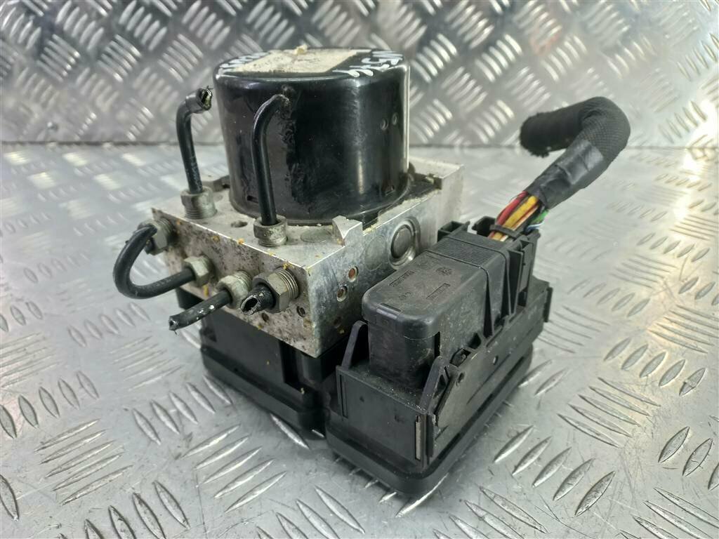 Блок ABS Б/У для FORD Focus III (2011—2015) 1847182