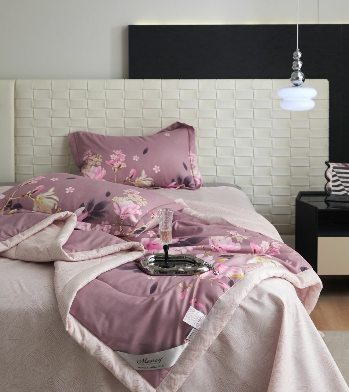 Постельное белье семейное с двумя одеялами Сатин Mency MEN-8