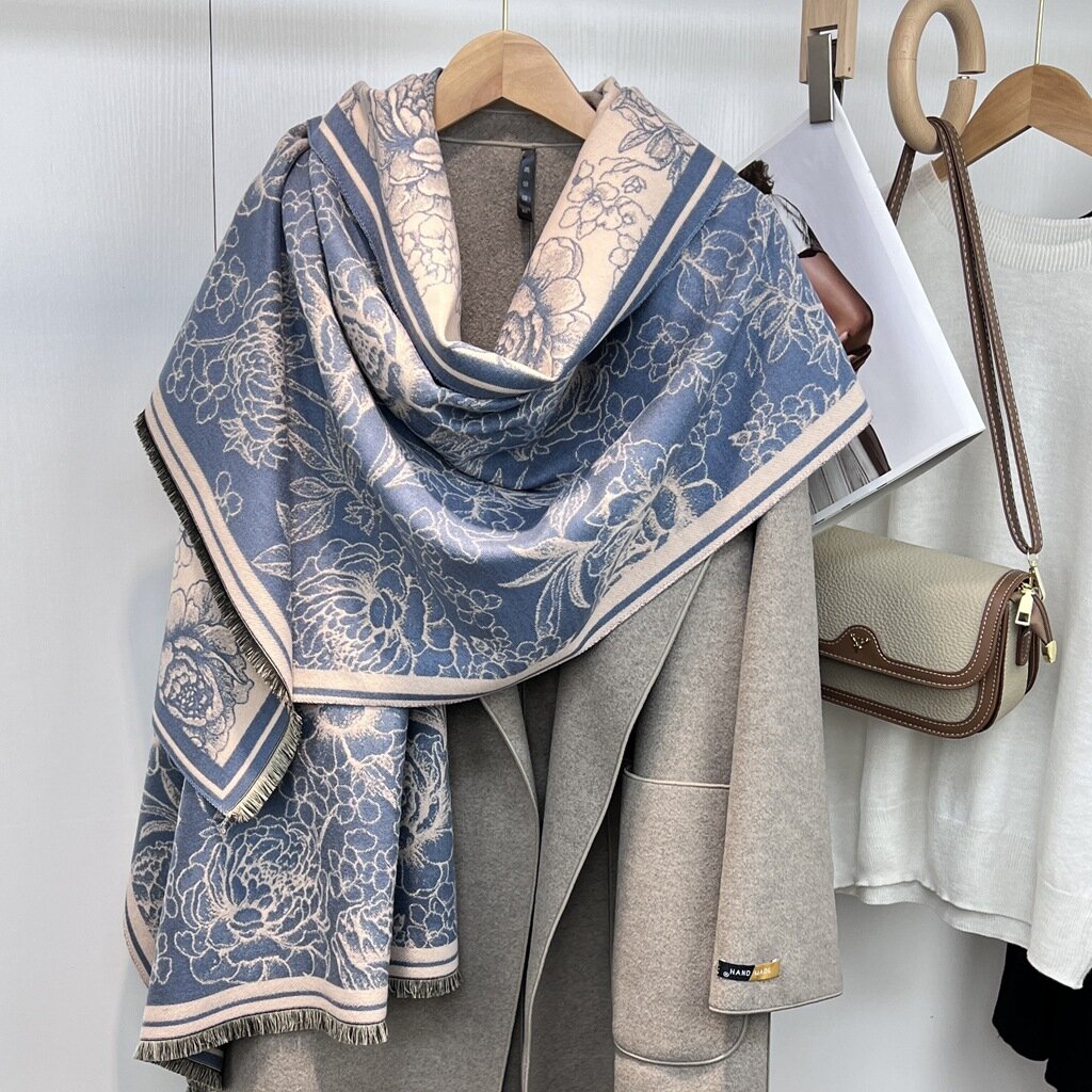 Шарф для женщин