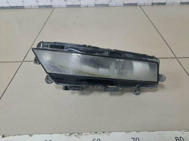 Фара противотуманная левая Skoda Octavia A7 2013 кат.номер: 5E0941699F