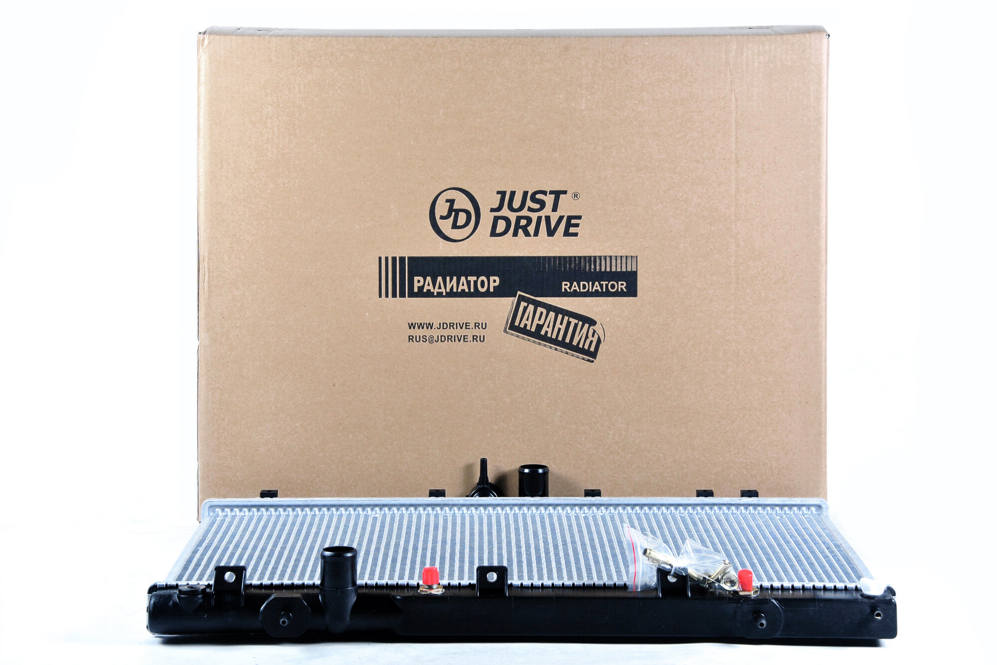 JUST DRIVE Радиатор охлаждения двигателя (авто с АКПП) для MITSUBISHI Airtrek, Outlander CU2-5W A/T;