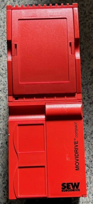 Привод SEW EURODRIVE Movidrive compact MCF40A0015-5A3-4-00 (MCF40A00155A3400)