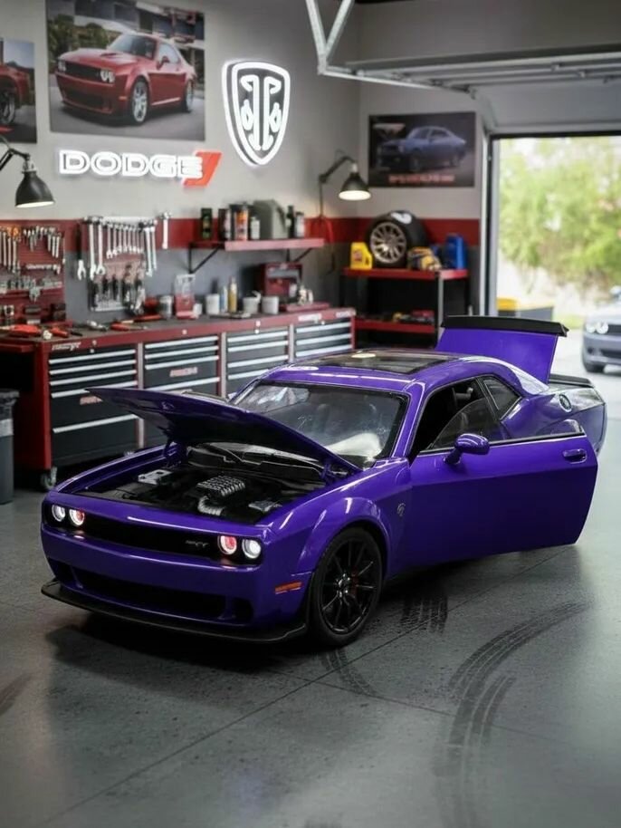 Машинка металлическая детская Dodge Challenger R/T" 1:24 Форсаж