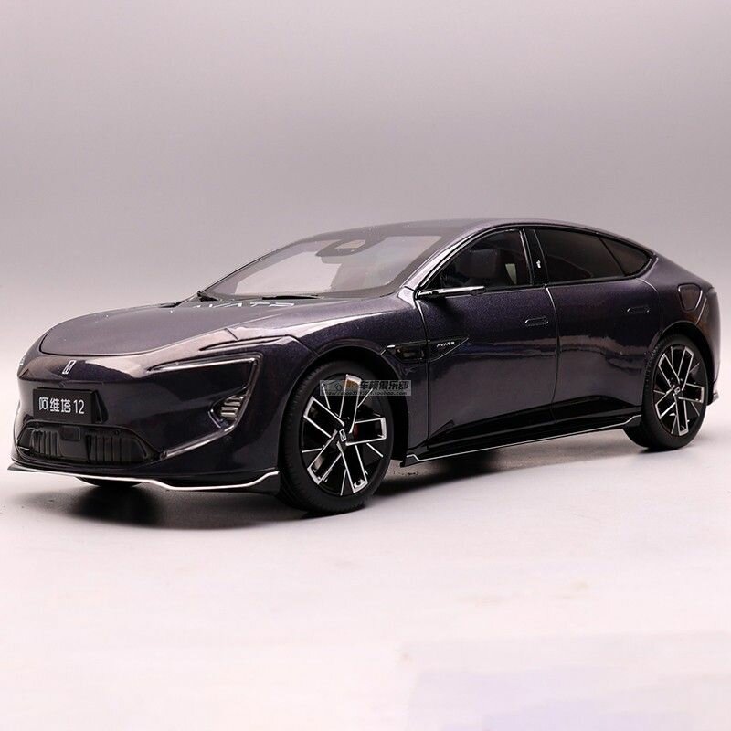 Avatr - 12 1: 18 Модели автомобилей из металлических сплавов / 27 * 11 * 8 см / Коллекционные модели автомобилей, фиолетовый, фиолетовый