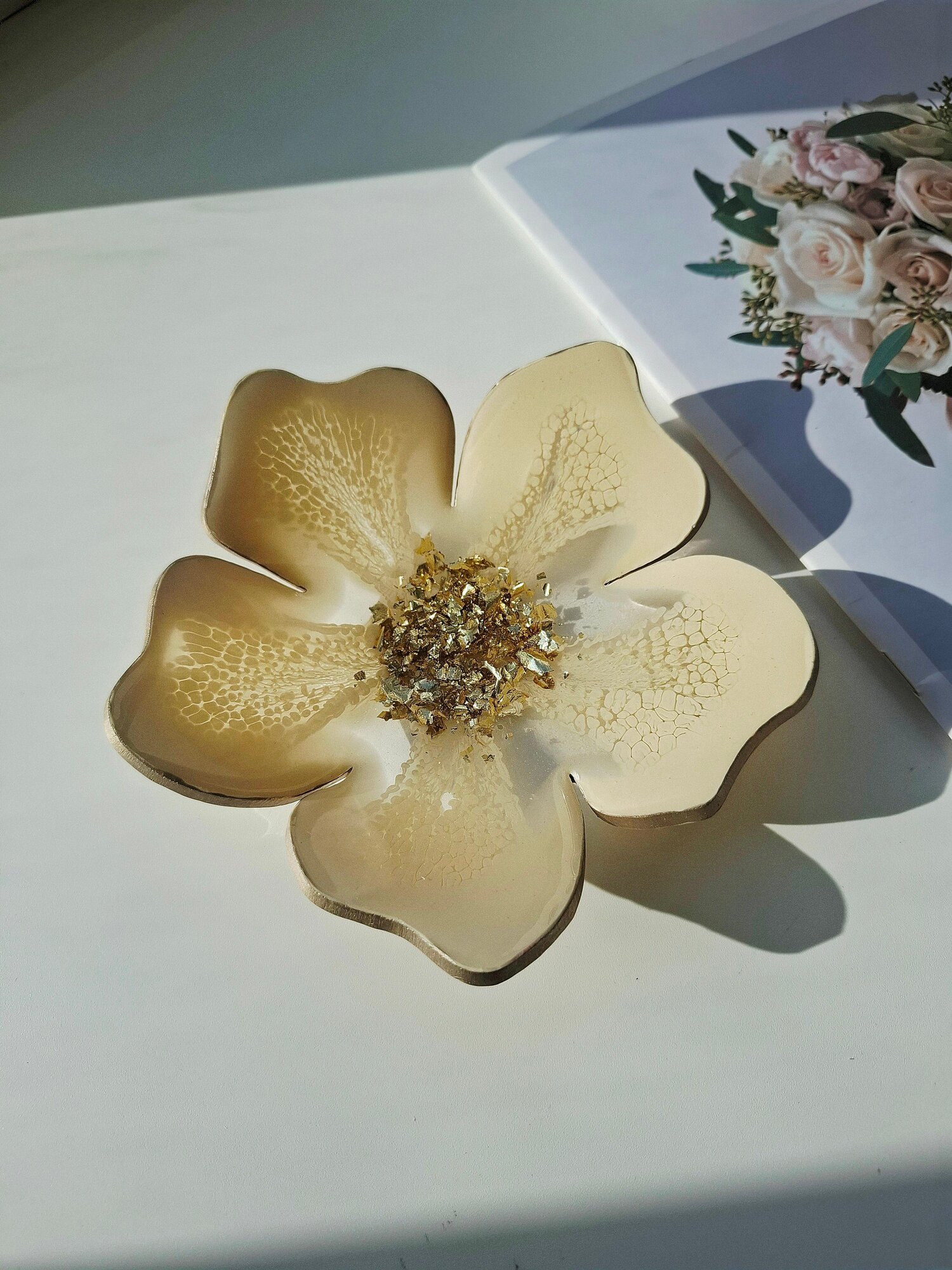 Ваза "Цветок" для украшений и сладостей, пиала на кухню ручной работы, подарок на 8 марта, свадебный декор