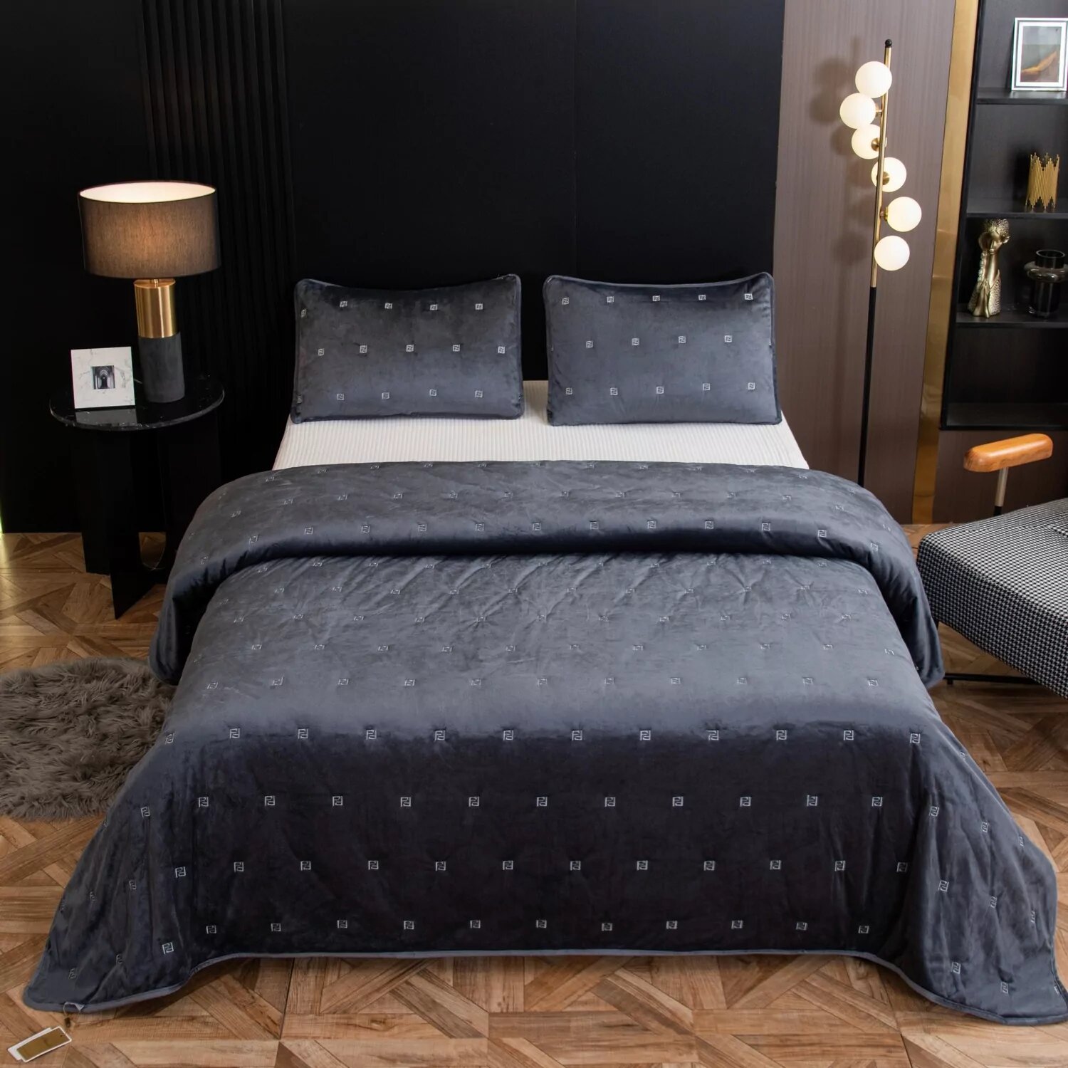 Покрывало VIVA HOME TEXTILE Grande, велюр, 160x220 и 240x260, 1 и 2 наволочки