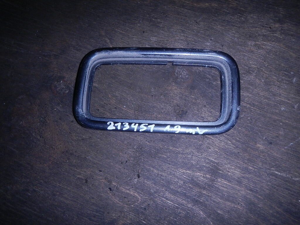 Б/У Накладка ПТФ левая, Mitsubishi (Мицубиси)-Лансер MITSUBISHI LANCER 9 (CS) (03-06) 213451 MITSUBISHI арт. MN175979