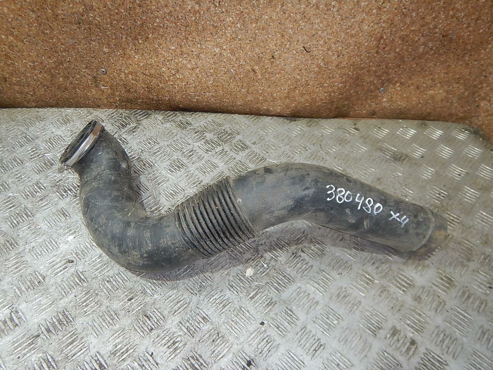 Б/У Воздуховод, BMW (БМВ)-X4 (F26) (14-18) BMW X4 (F26) (14-18) Небольшая деформация 380480 BMW арт. 13717616933