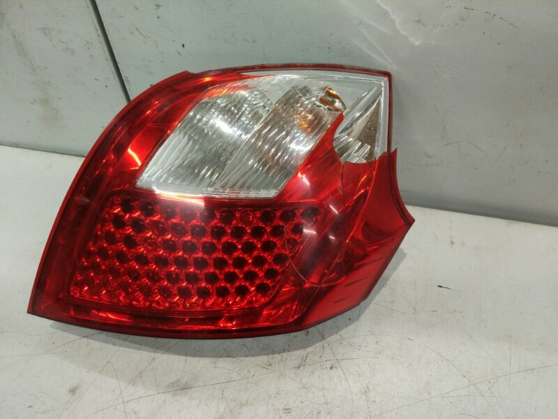 Б/У оригинал, дефект, хетчбэк 5D, рестайлинг, после 2010 года, Киа Сид Фонарь задний левый Kia Ceed 2011 ED 59541 Hyundai-K...