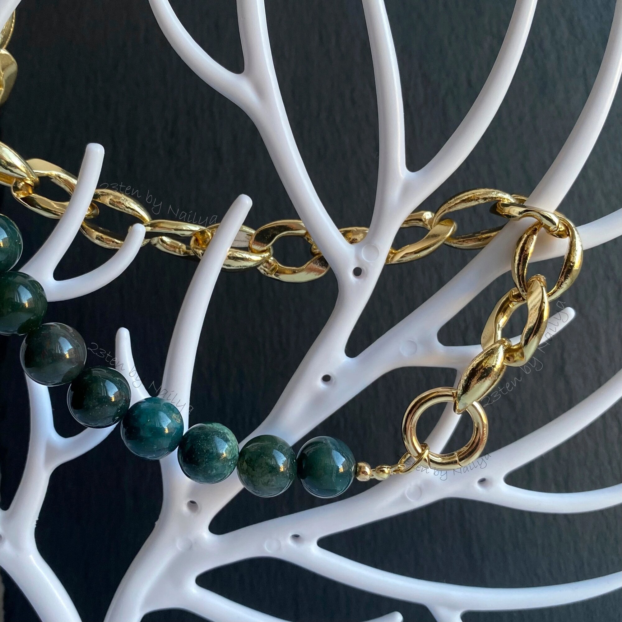 Колье, яшма