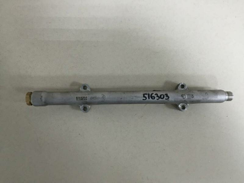 Рейка топливная рампа Volkswagen Taos 2020 кат.номер: 05E133320B