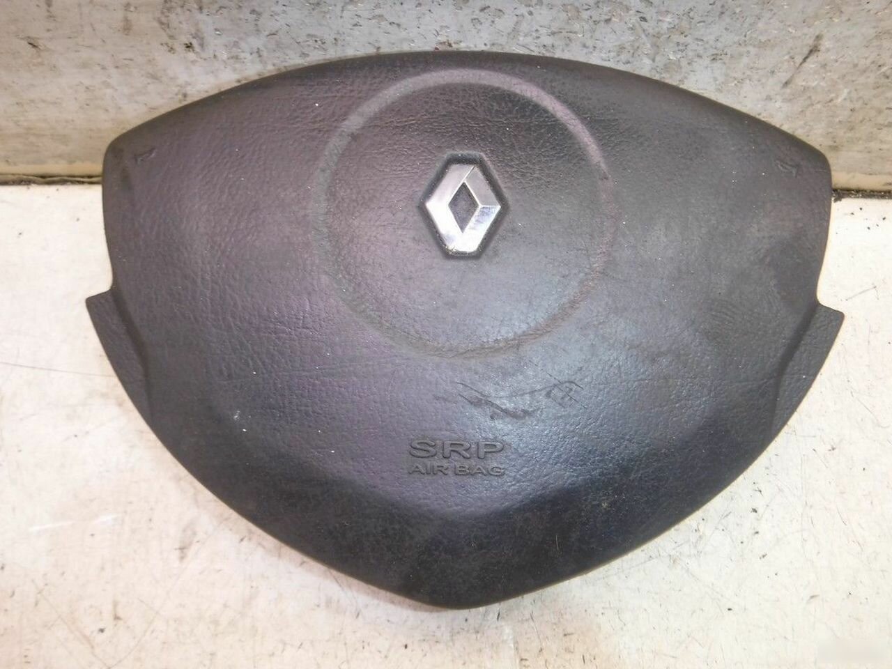 Подушка безопасности в рулевое колесо Renault Symbol I рестайлинг (2002—2006) 8200114202 8200114202-A