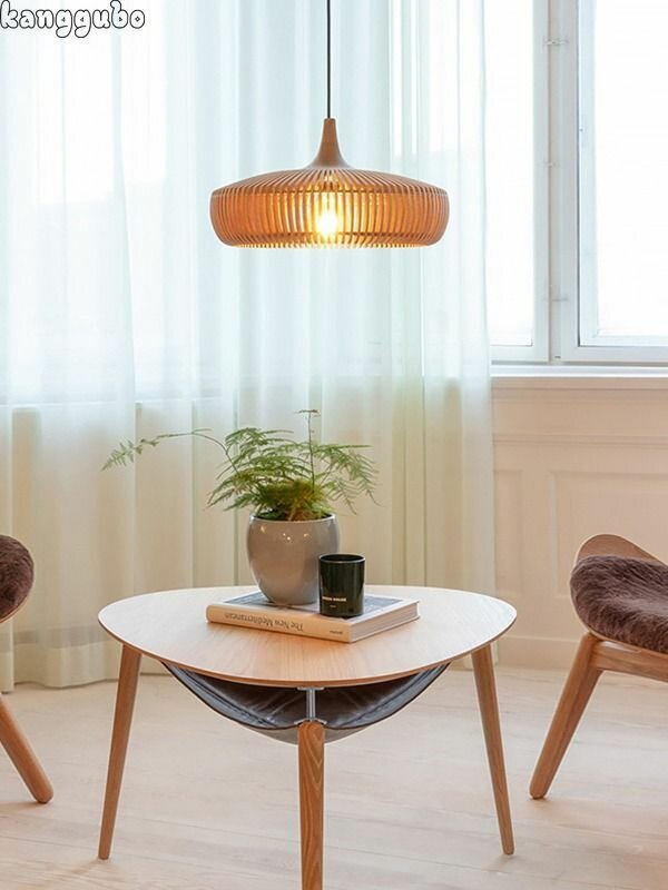 Деревянная люстра-фонарь