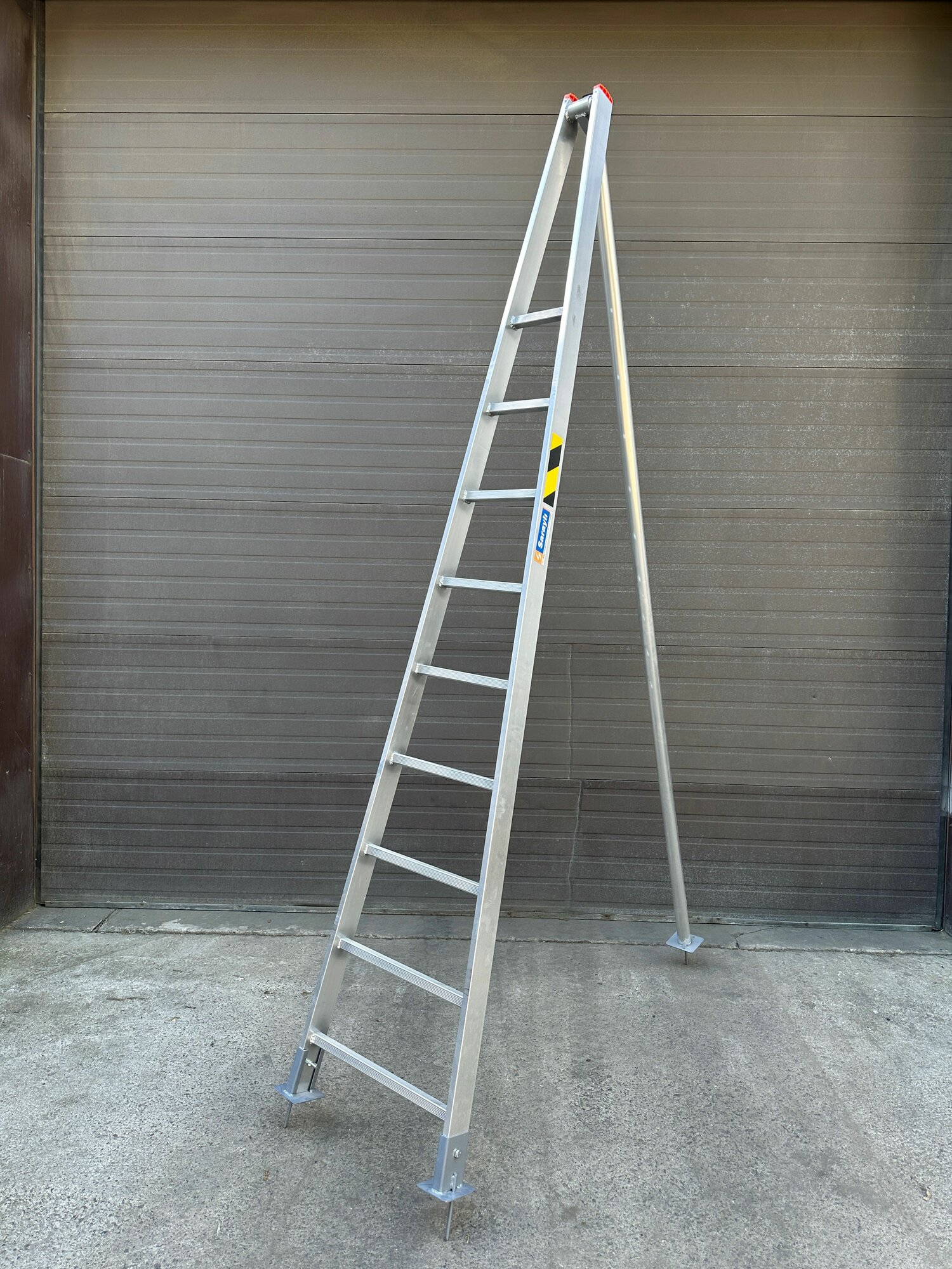 Профессиональная стремянка для сада и ландшафтного дизайна Sarayli Garden 1x9ст (Турция)