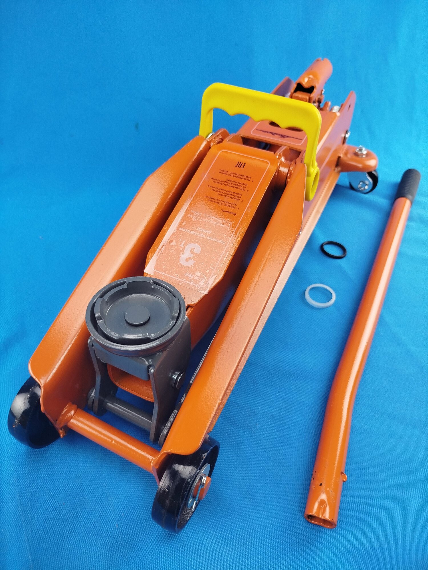 Домкрат подкатной "AIRLINE" 3т в сумке, 135-390мм