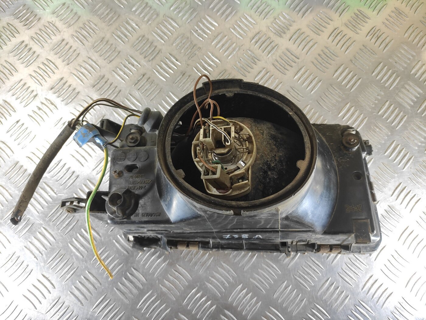 Фара левая AUDI 80/90 1986-1991 893941029H