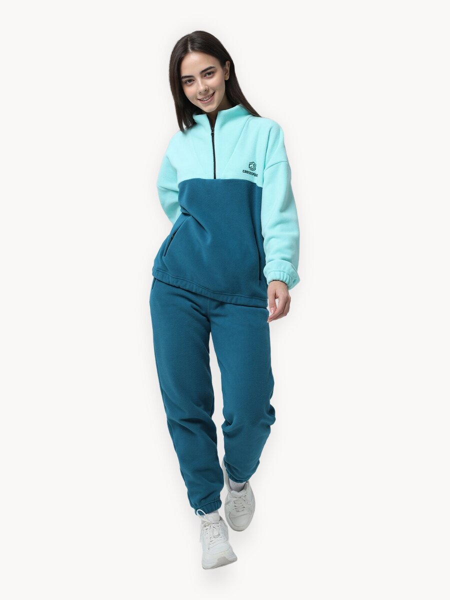 Костюм спортивный