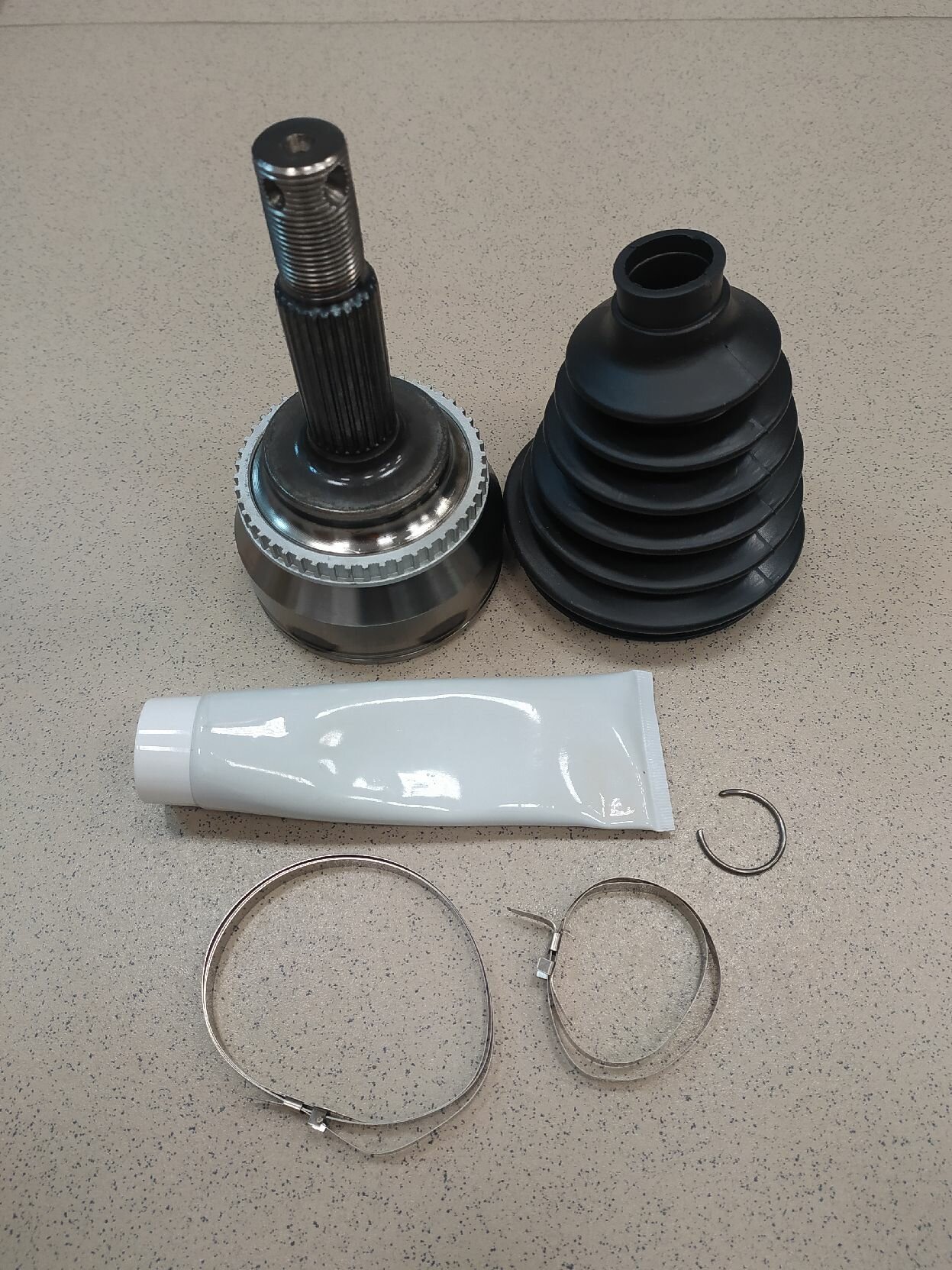 Шрус наружный (26 наружных, 32 внутренних шлица) Lifan Solano (620) [1.8 16V 5МТ седан] SBAC22003