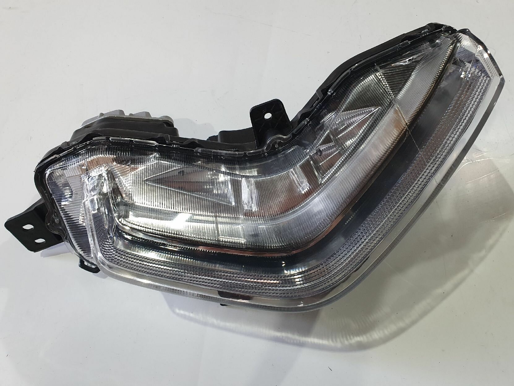 Ходовой огонь правый Haval Jolion [1.5 16V 7AMT внедорожник 4X2 Turbo] 4137101XST01A