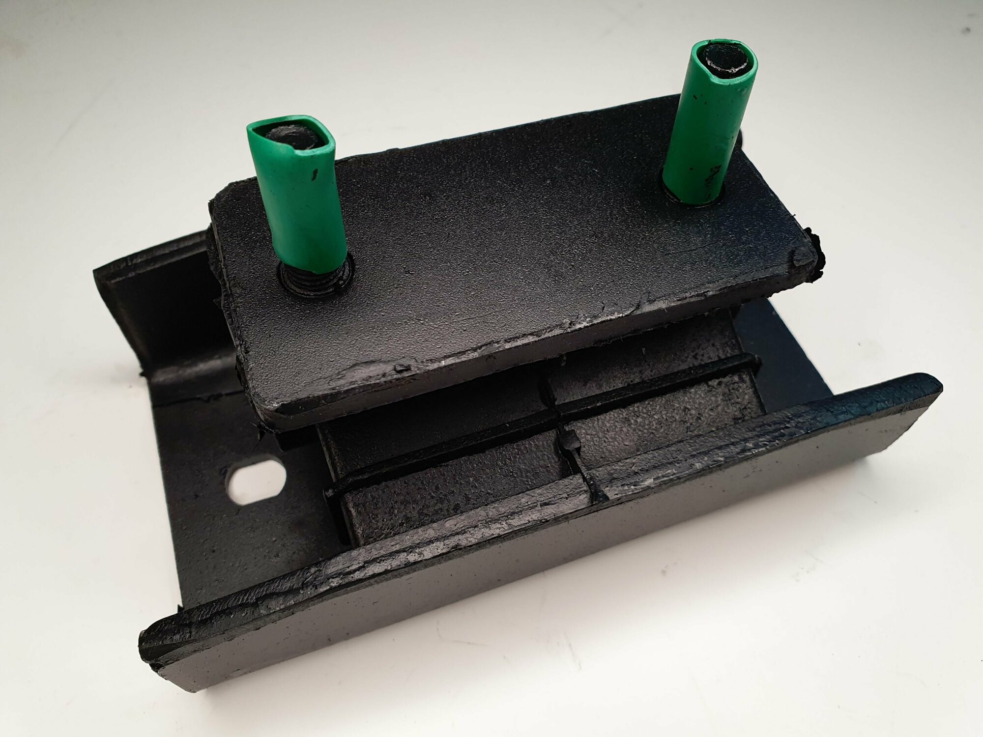 Опора КПП задняя (68мм) Great Wall Hover H5 [2.0 16V 5MT внедорожник 4X4 Turbo дизель] 1706000K01