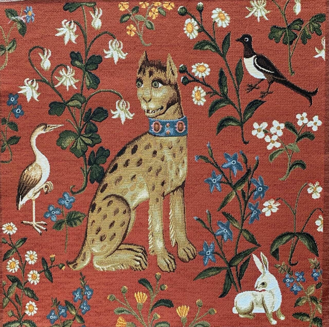 Гобелен, средневековый гобелен без рамы 45х45 см / "Волшебный лес. Гепард" красный