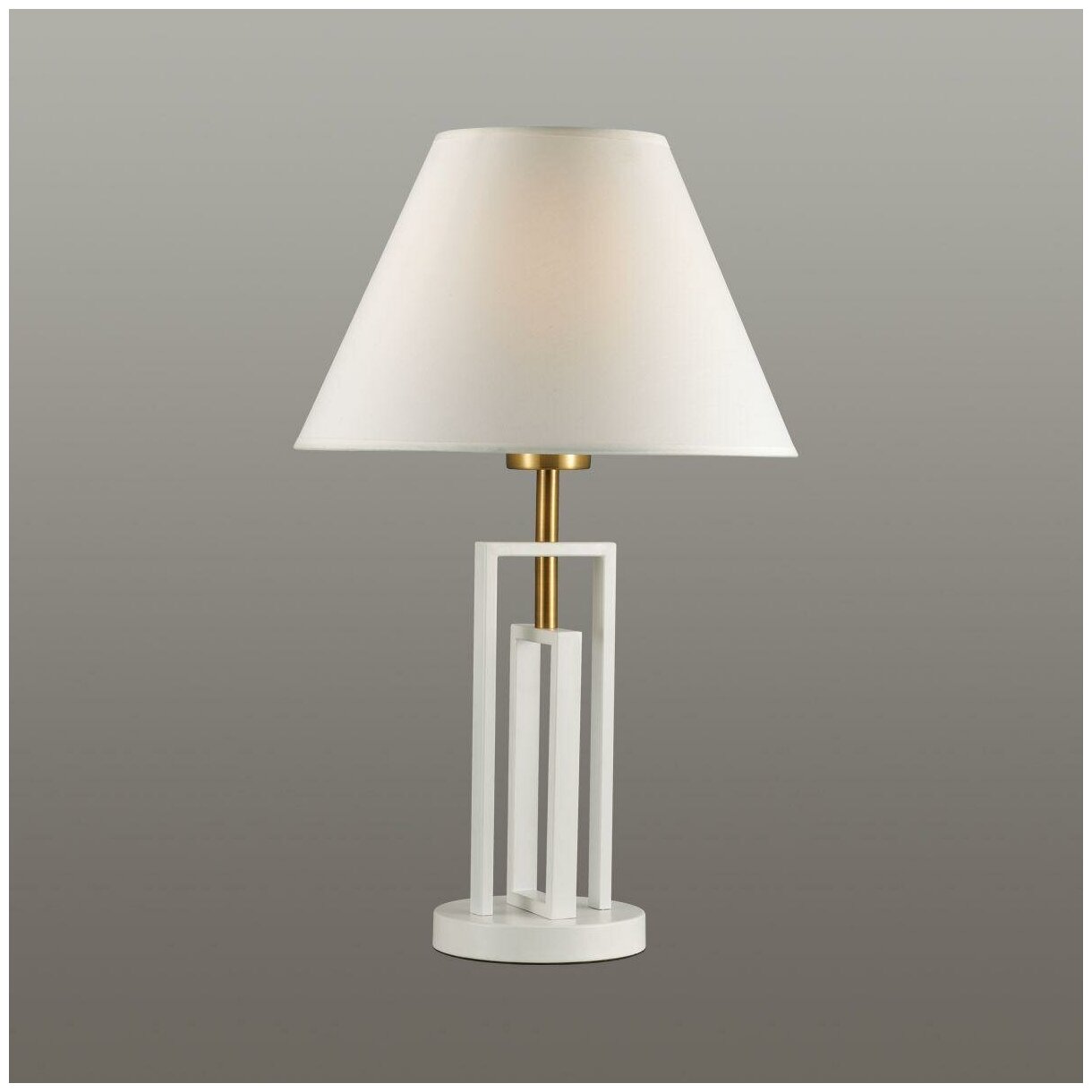 Настольная лампа Lumion Neoclassi Fletcher 5291/1T, белая, цоколь Е27