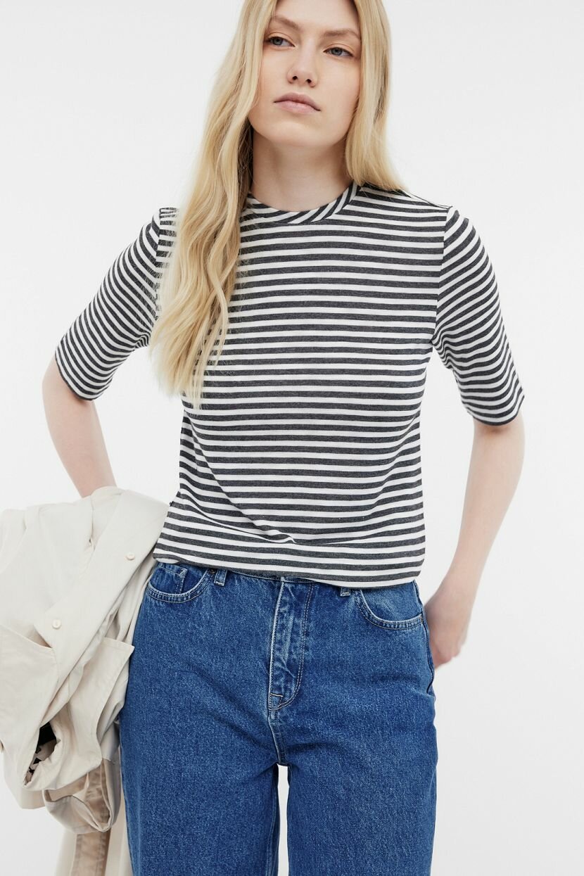 Футболка B2324087