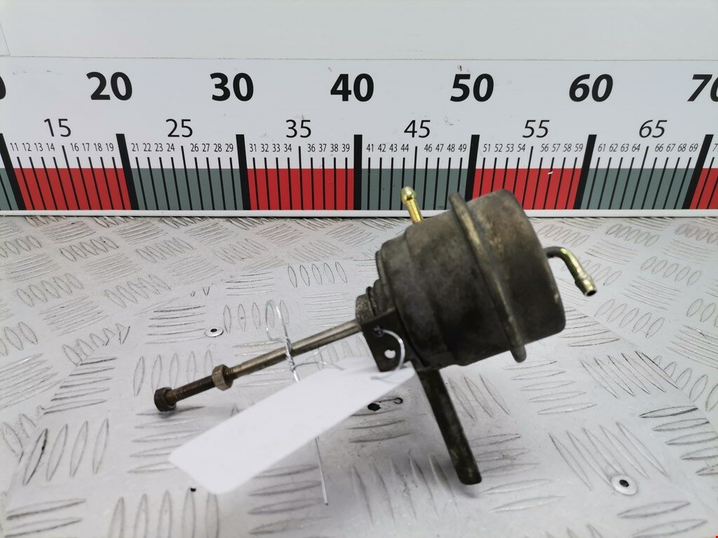 Актуатор турбины Audi A4 B5 058145703N арт. 2013958