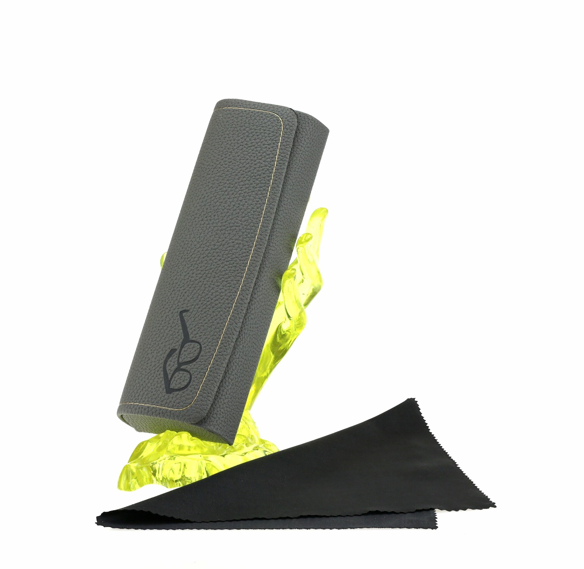 Серый футляр для очков на магните с мягкой крышкой