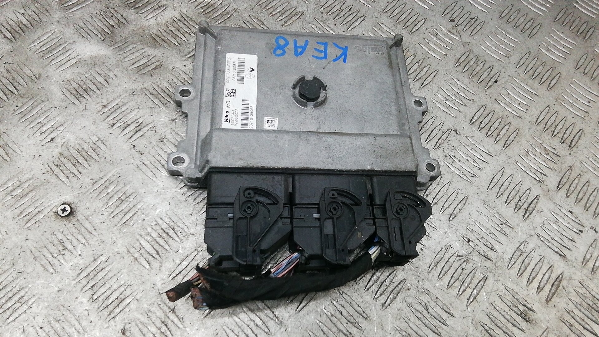 Блок управления двс DACIA SANDERO 2