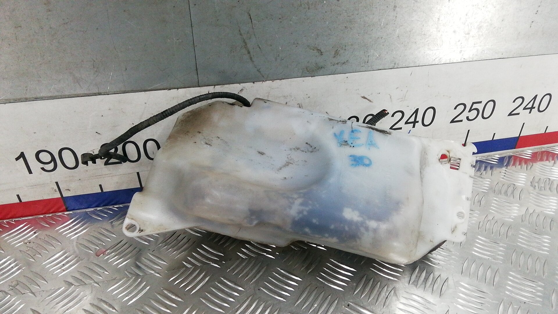 Бачок омывателя NISSAN QASHQAI J10, Номер 28910JD000