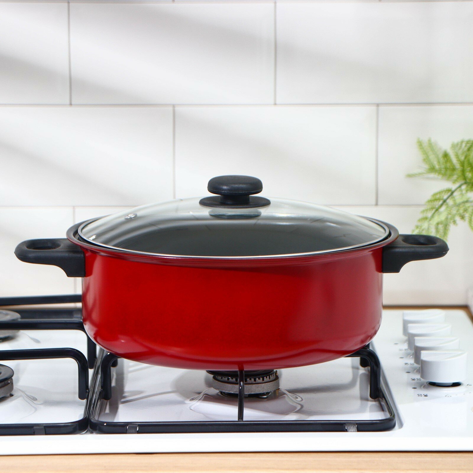 Кастрюля «Ренард», 4 л, d=26 см, с крышкой, сетка фри 26×9 см, антипригарное покрытие, углеродистая сталь, красная